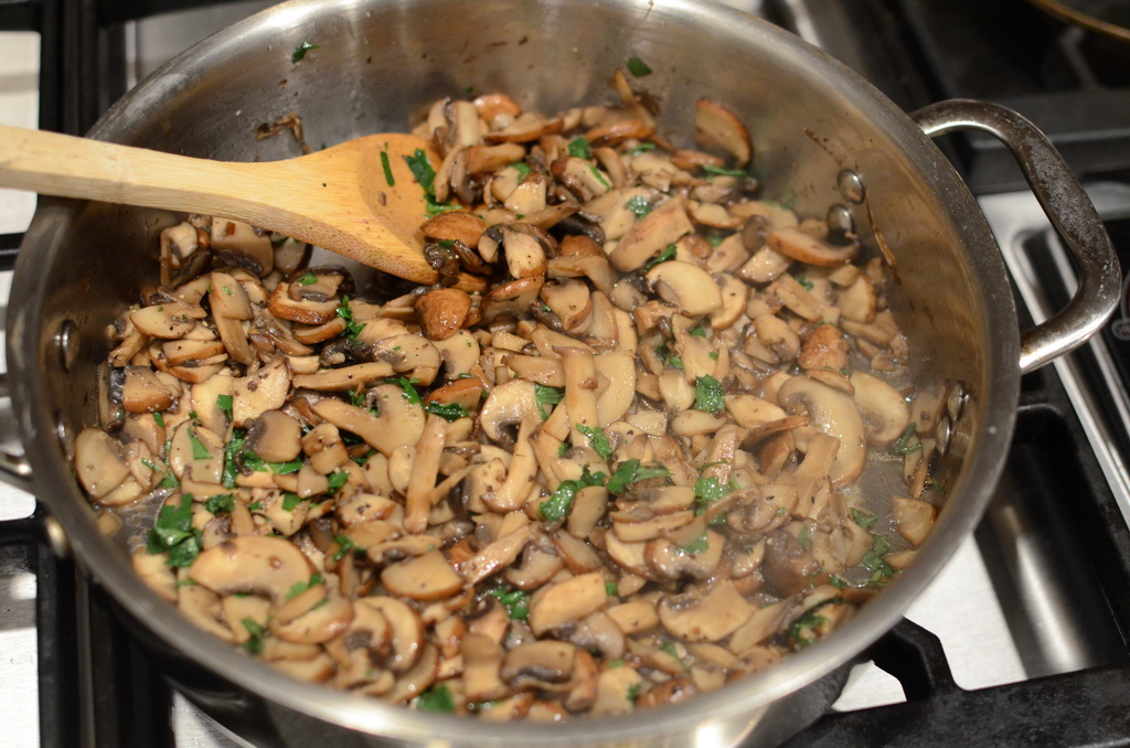 Short Ribs with Mushrooms – Purely Primal